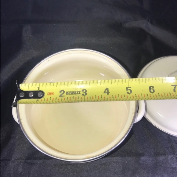 Megaware | Kitchen | Vintage Megaware 5qt 045l Pot With Lid Made In ...